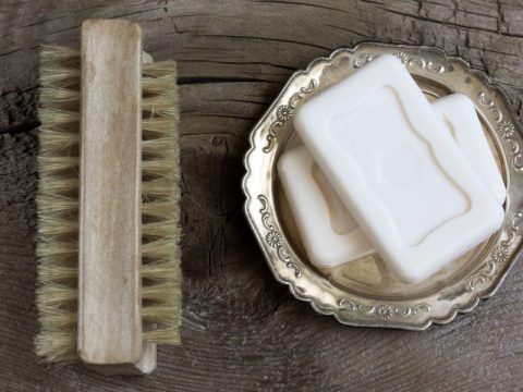 Old fashioned handmade natural soaps | Izistep